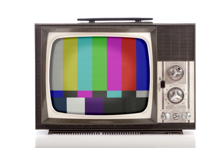 14 Gadgets From the 1960s That Were Revolutionary Back Then