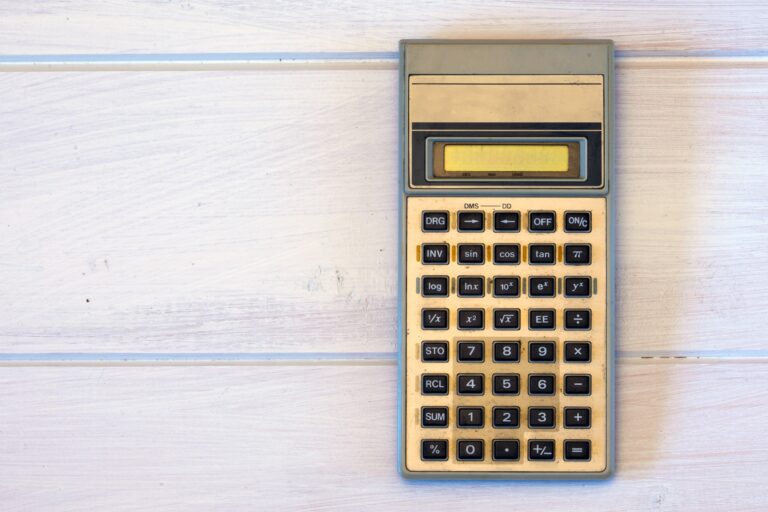 14 Gadgets From the 1960s That Were Revolutionary Back Then